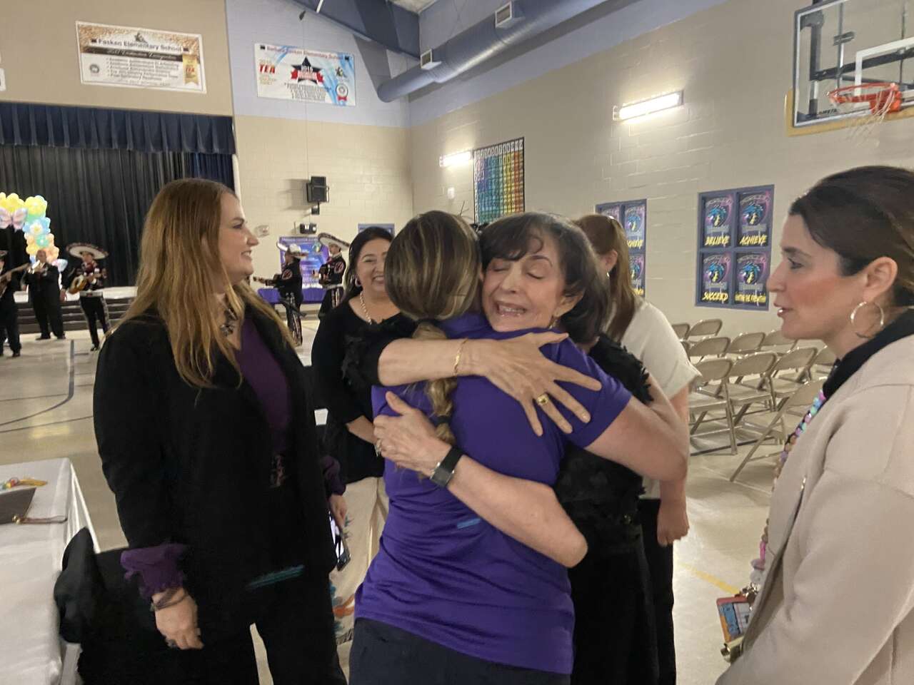 Fasken Elementary honors original staff at 20-year celebration