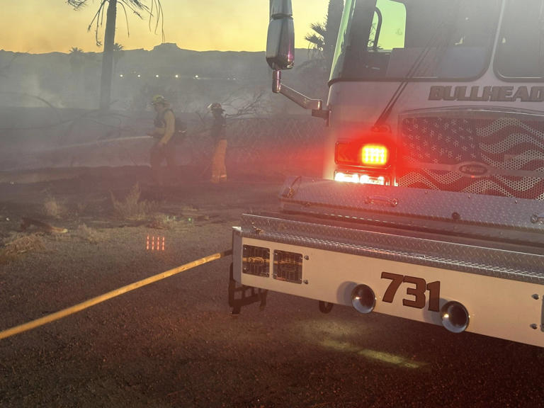 Firefighters respond to early morning brush fire in Bullhead City