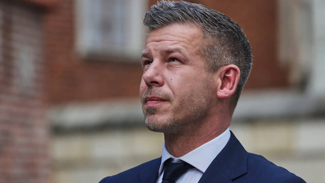 Hungary's Prime Minister Magyar Begins Foreign Trip in Poland