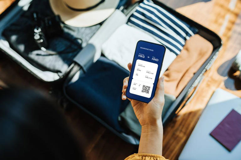 Money Saving Expert shares best days of the week to book flights for ...