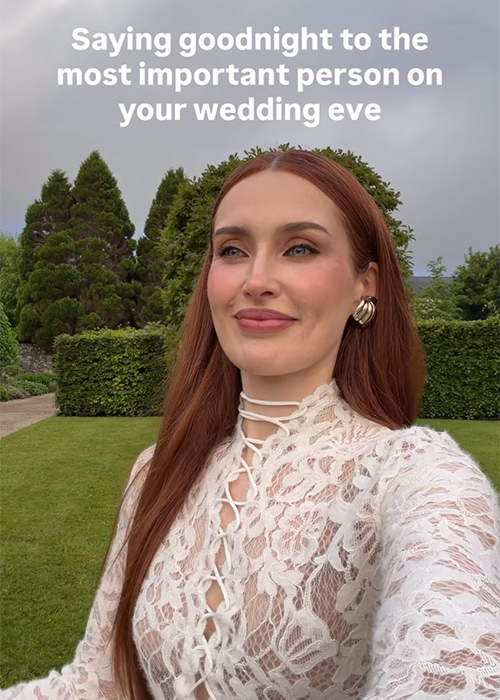 Roz Purcell is a vision in Irish design and wellies as she says I do ...