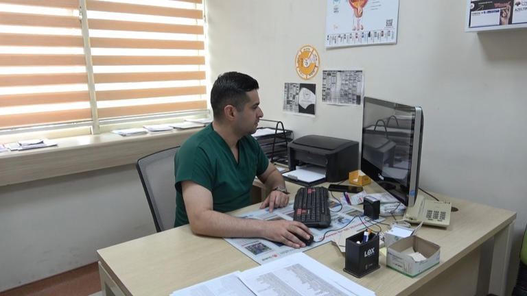 Siirt’te böbrek taşı hastasına 'nokta atışı' müdahale