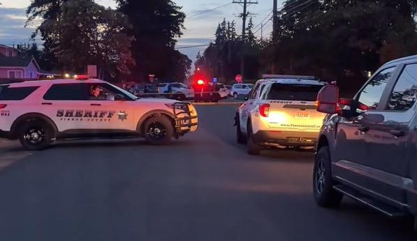 Teen robbed in Parkland, shot to death in front of his girlfriend