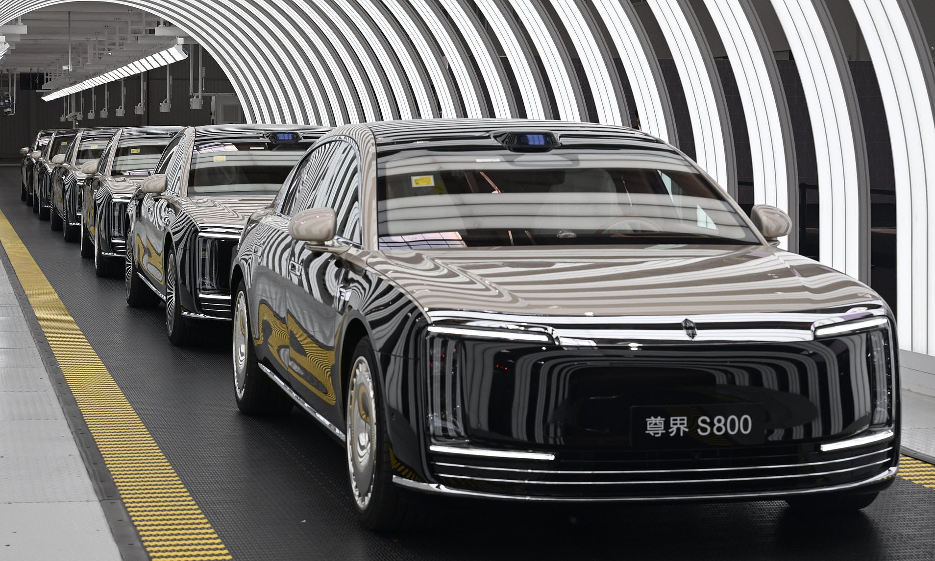 China's answer to the Rolls-Royce: £130,000 beast is packed with ...