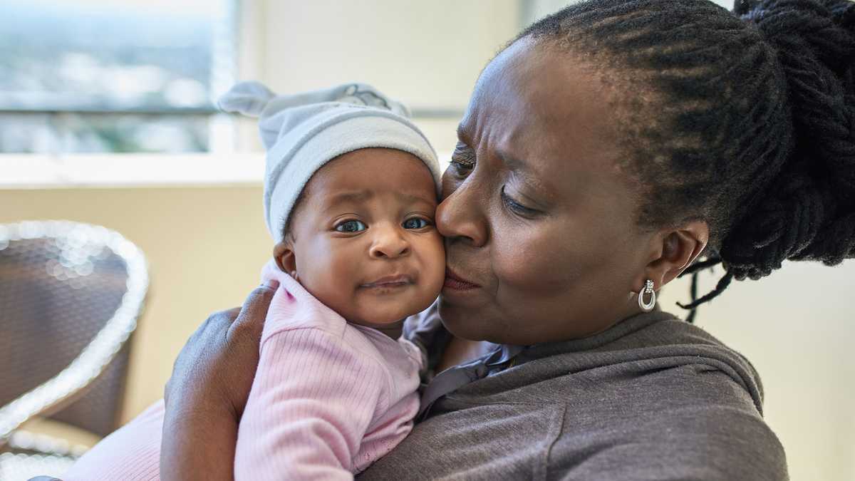 I found a baby by my front door – the note I found in her pocket shook ...