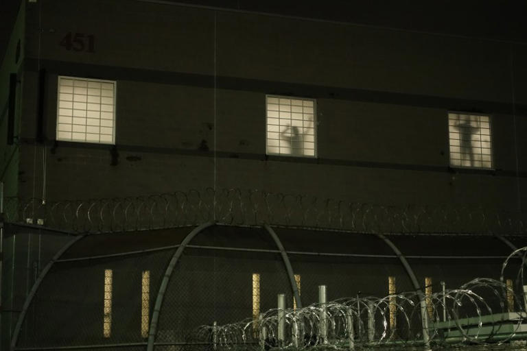 Protesters block Newark ICE detention facility as hunger and work ...