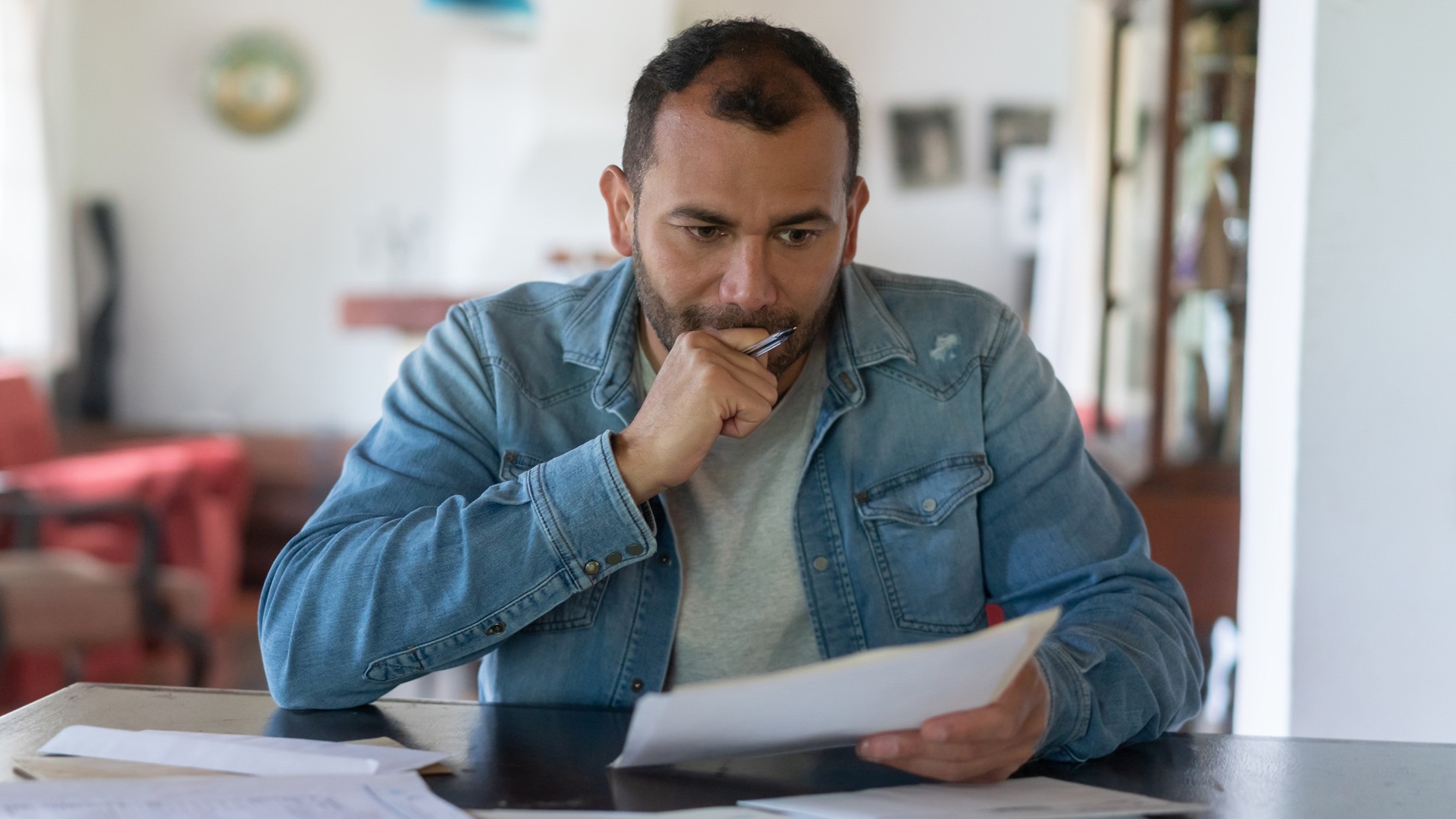 Why a $100K salary can still have you living paycheck to paycheck
