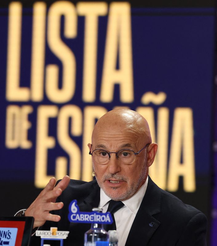 Soccer-Spain leave out Real Madrid players as Barcelona dominate World ...