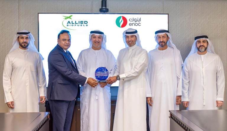 Dubai's ENOC signs deal to explore cleaner jet fuel supply for UAE aviation