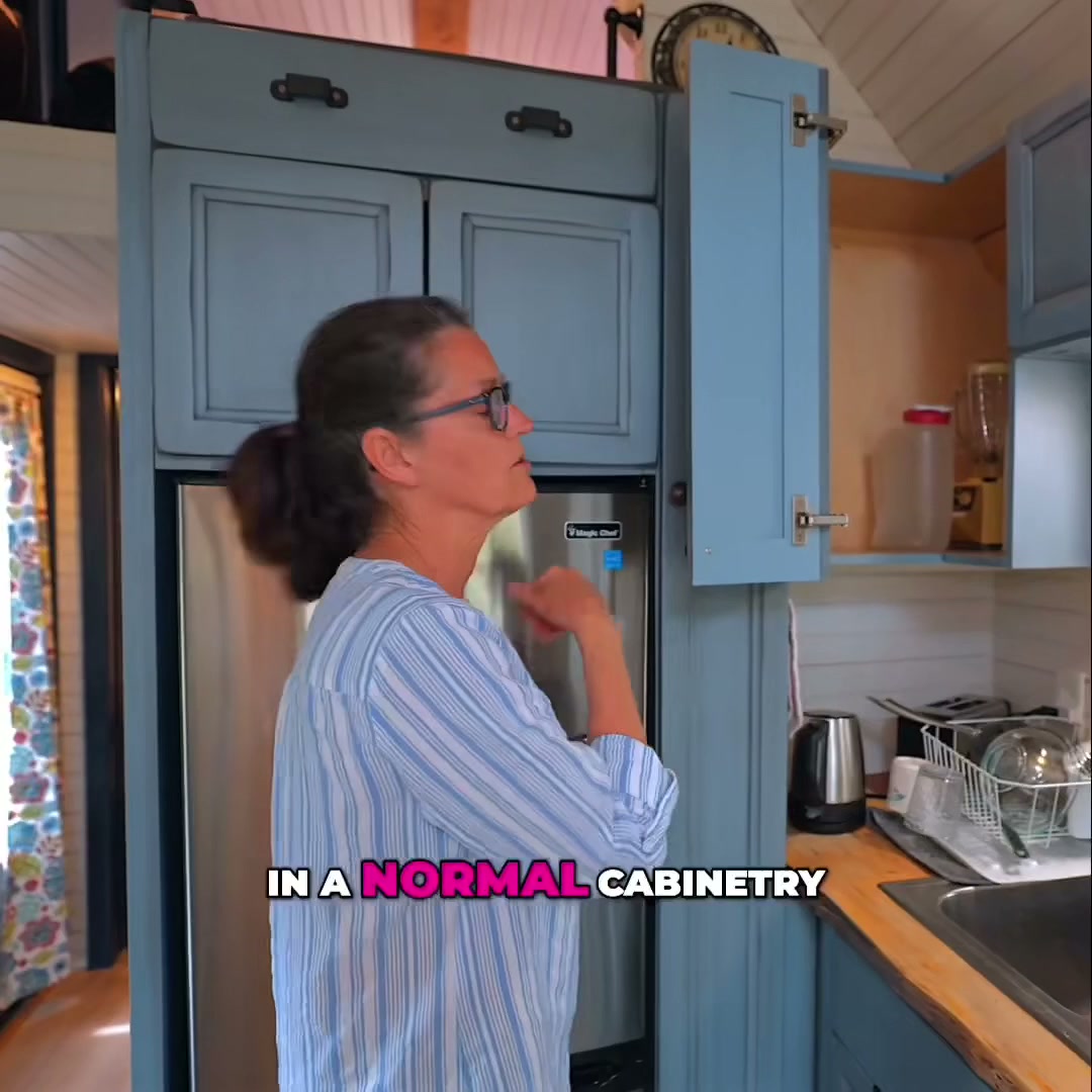 🏡 Meet Teresa; she designed & helped build her 24 ft tiny house on wheels!