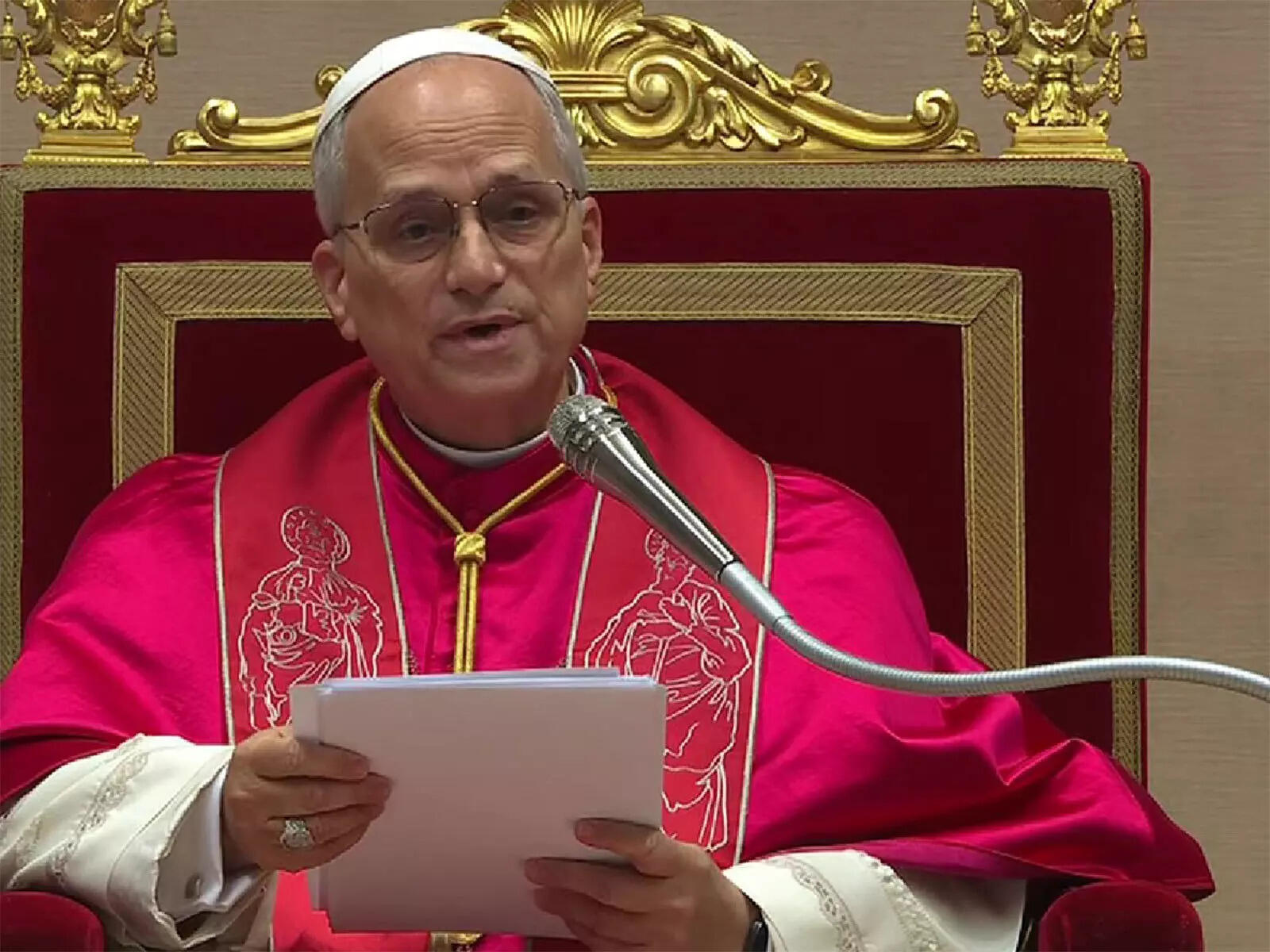 Pope Leo just dropped a 43,000-word warning about AI, says it could ...
