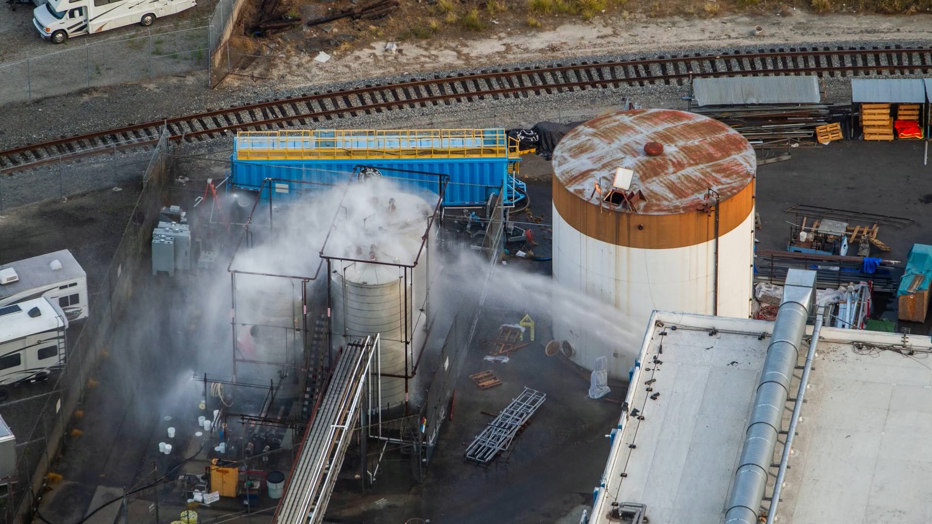 50,000 Californians evacuated as chemical tank risks explosion