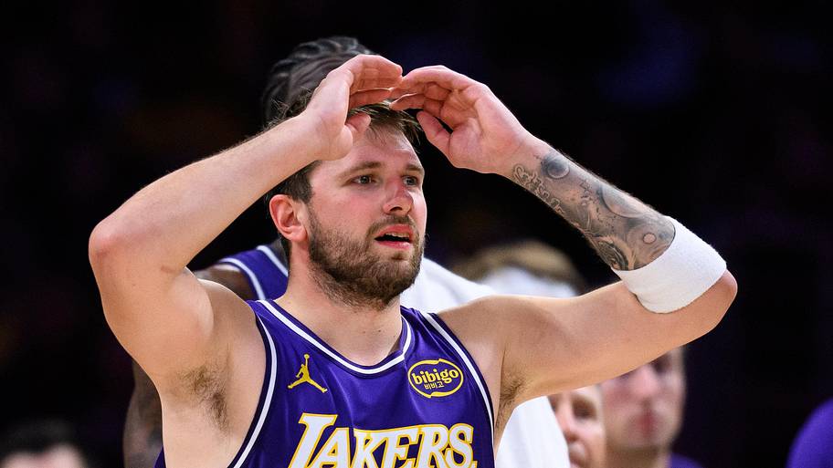 Warriors have perfect chance to steal key Luka Doncic teammate (and it ...