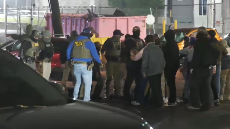 Protesters clash with ICE agents outside Delaney Hall amid hunger strike