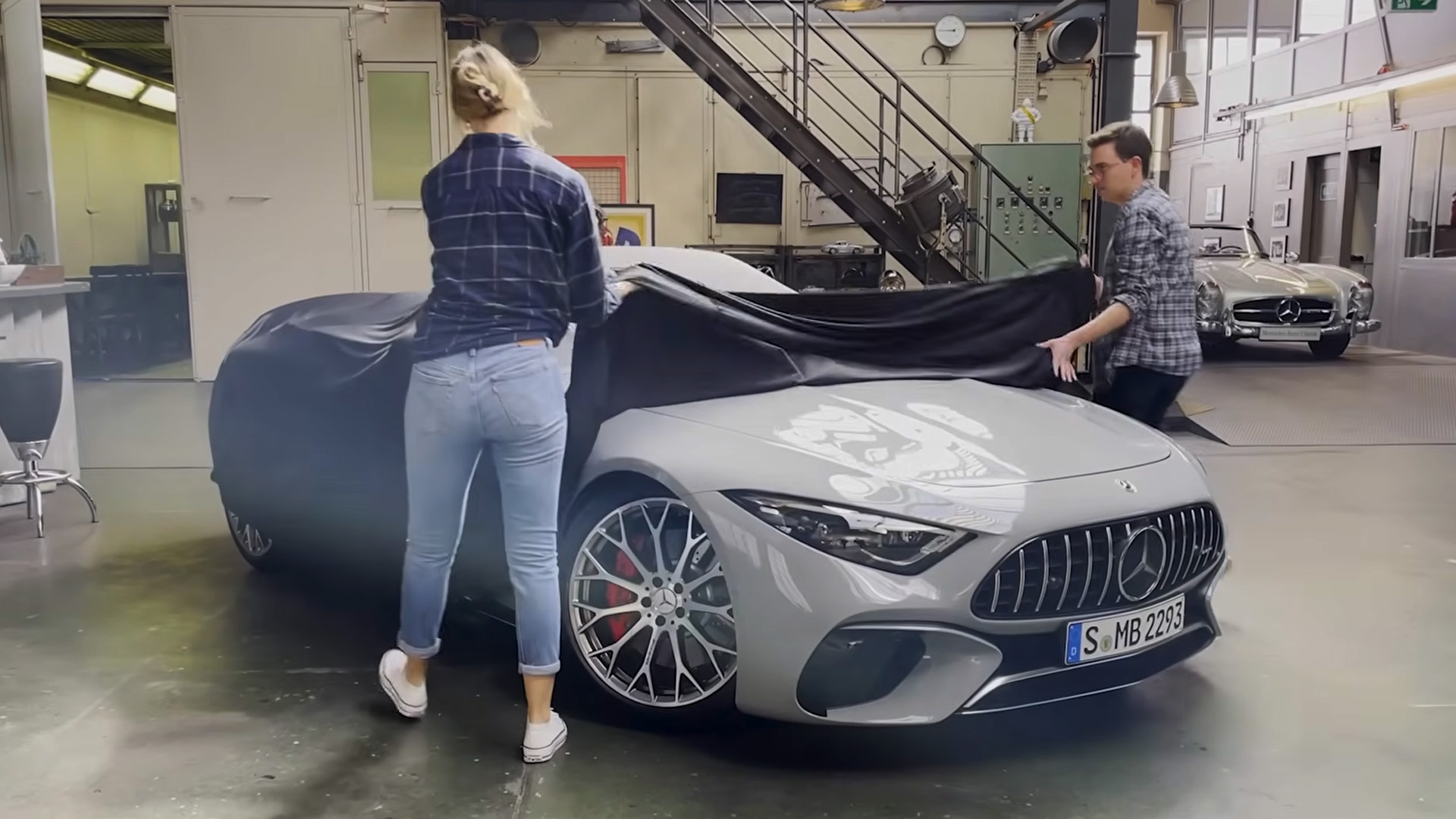 Which are the top 5 Mercedes-Benz performance cars?
