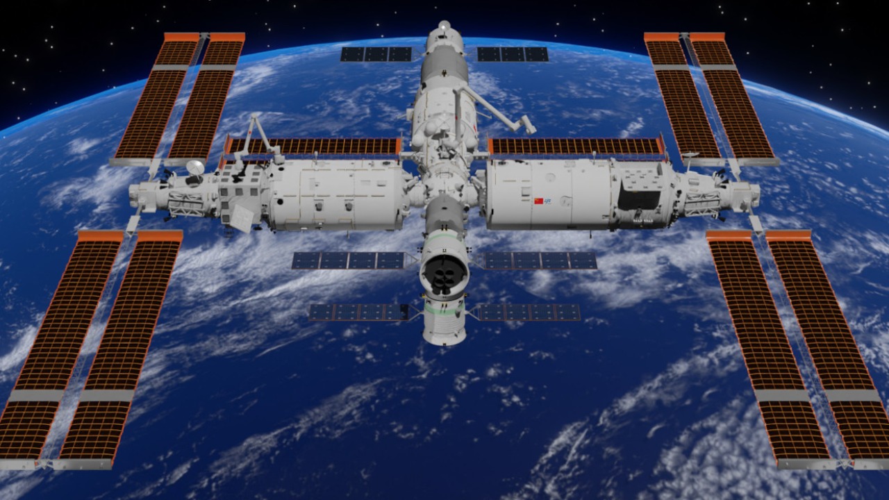 China just raced a cargo ship to its space station in a matter of hours ...