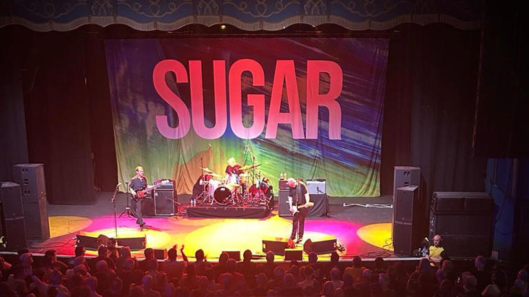 A reunited Sugar roll back the years with a deafening, joyous return to ...