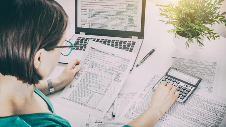 A 67-year-old with a $620,000 inherited 401(k) faces an $80,000 tax ...