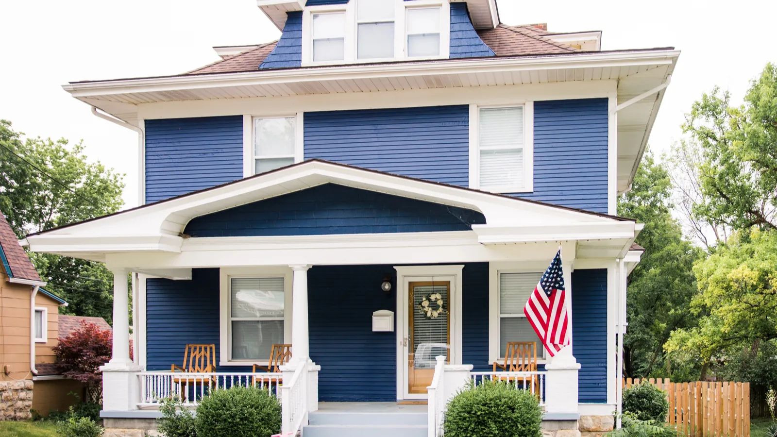 The exterior paint colors that make a home stand out on any street