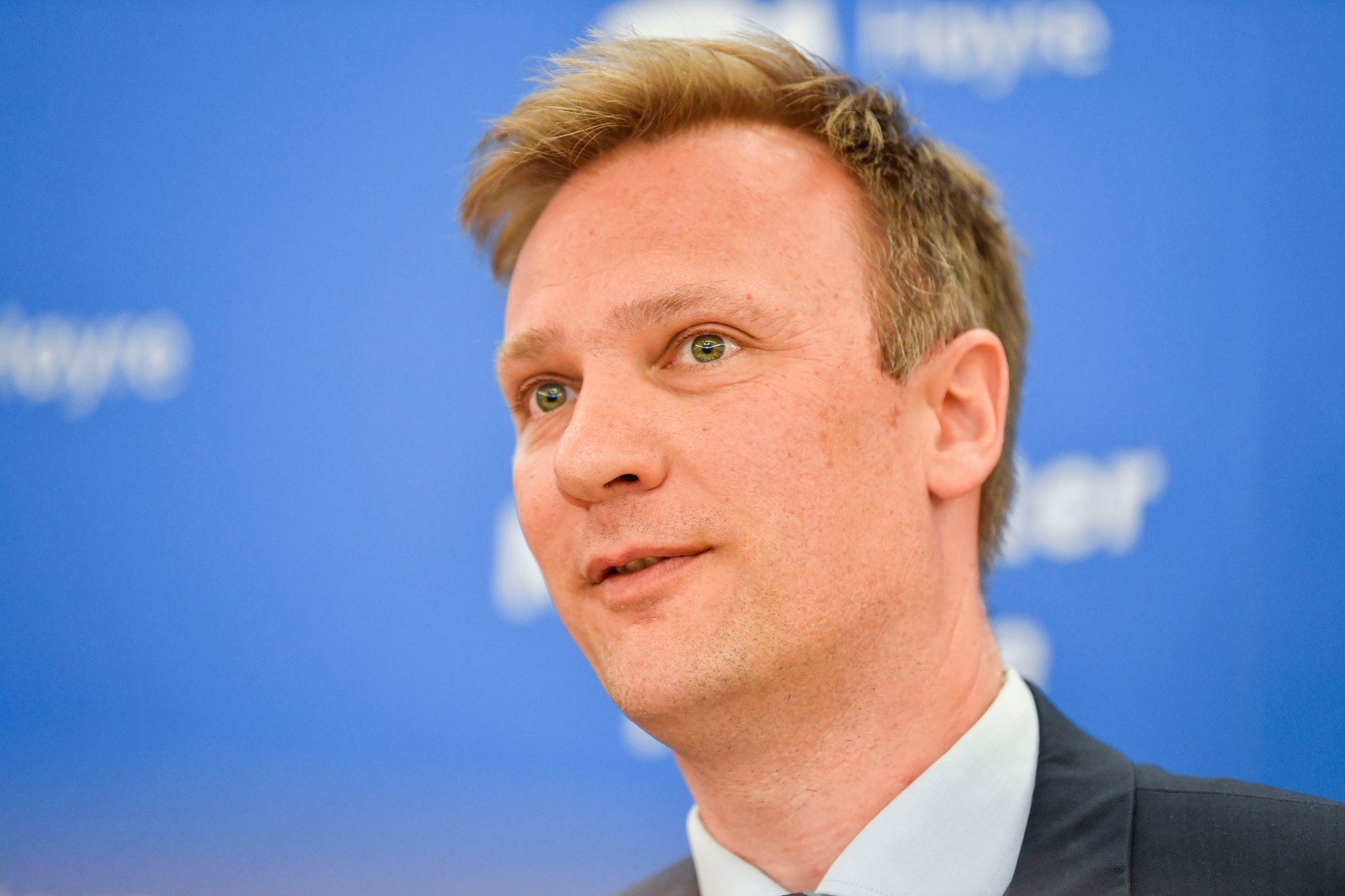 Høyre-topp rykker ut mot samiske hellige fjell