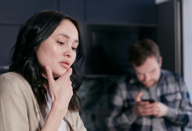 These 10 relationship mistakes ruin love for many women