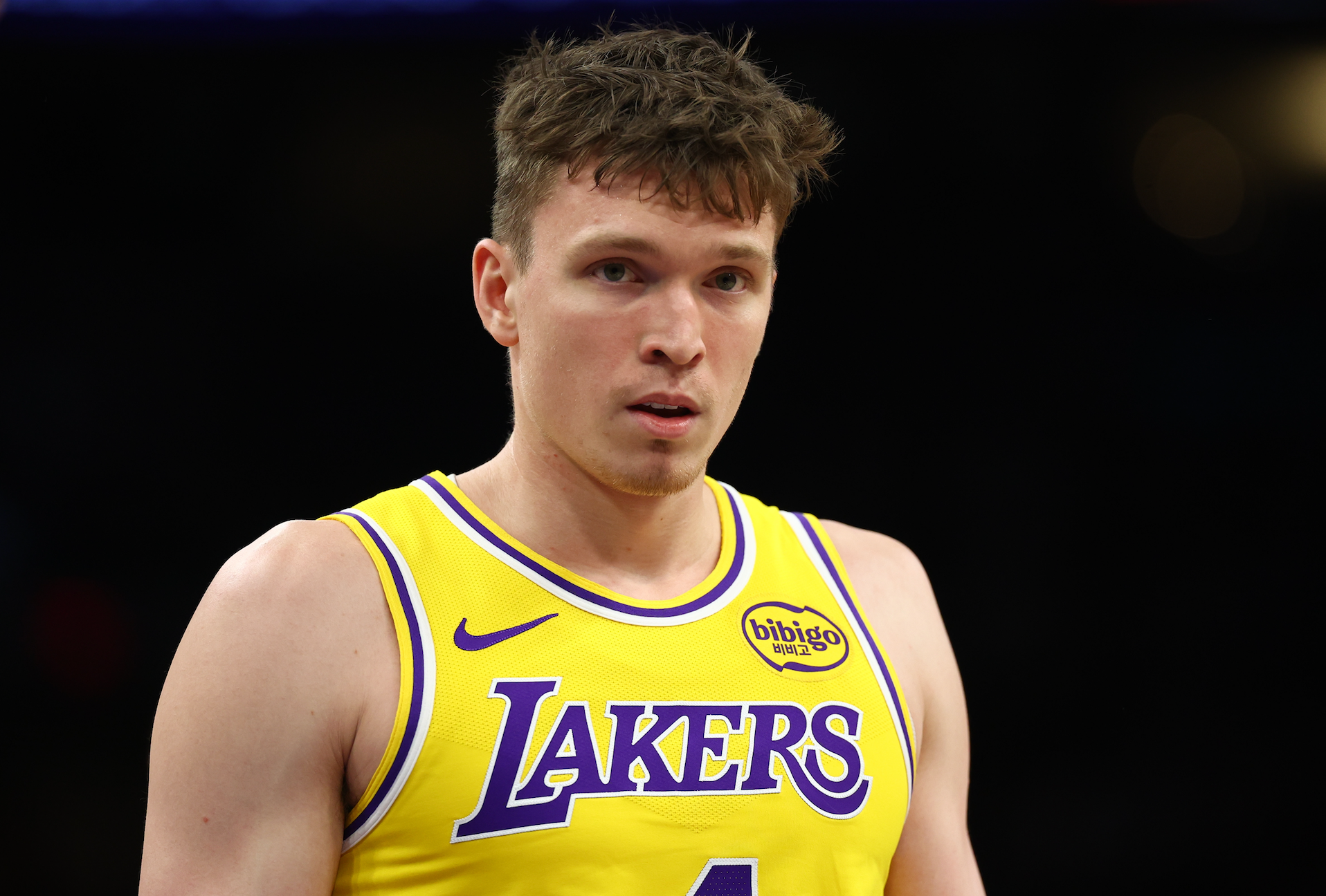 The Los Angeles Lakers finally trade former Tennessee Vols guard Dalton ...
