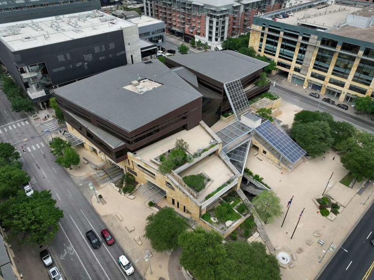 Is Austin City Hall really shaped like an armadillo? The truth is stranger