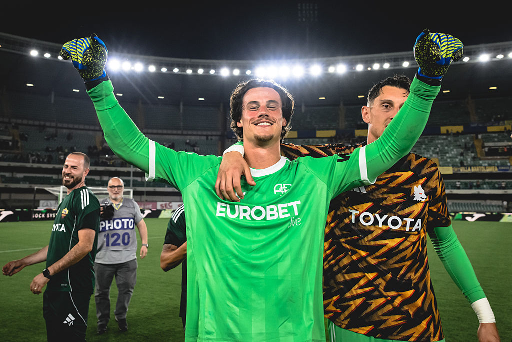Siparietto tra Ndicka e Svilar a Verona. Mile: "I clean sheet? Merito ...