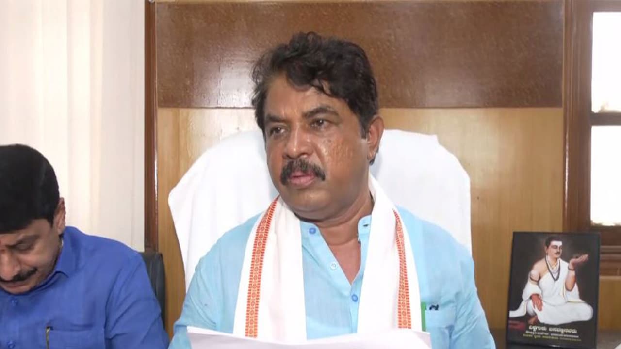 R Ashoka questions Congress protest on fuel hike, points to state VAT