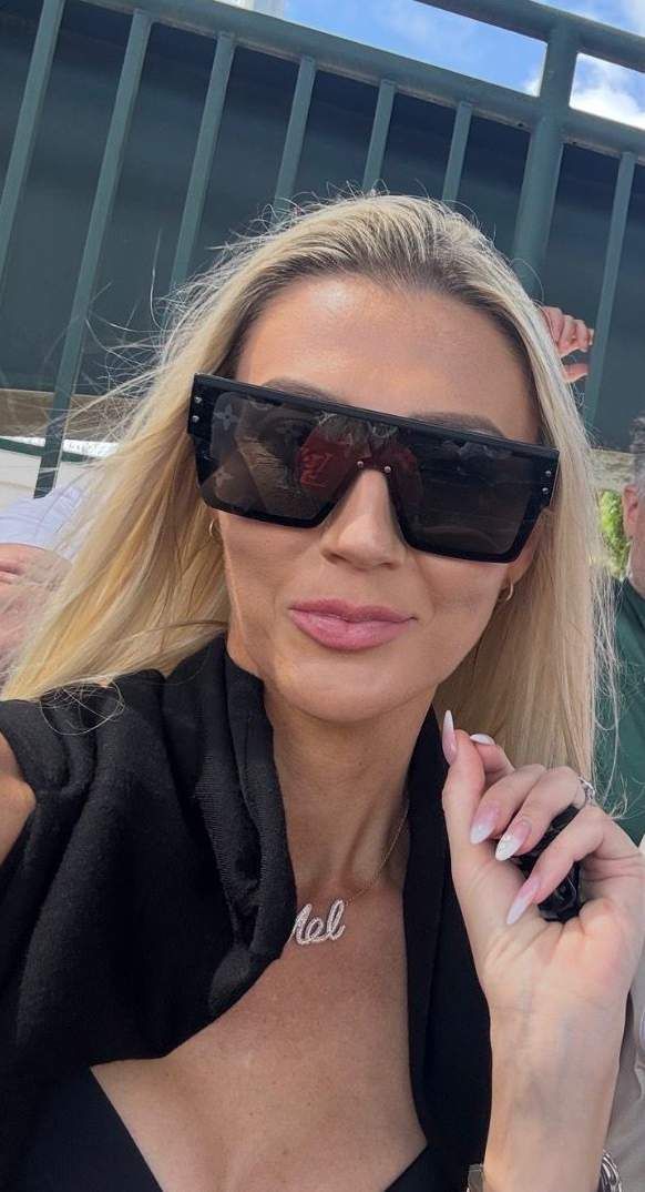 Mel Viljoen posts pic with Trump after ICE release
