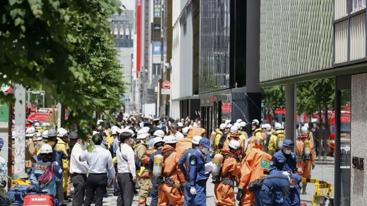 Kepanikan di Ginza, zat misterius disemprotkan di mal, puluhan orang ...
