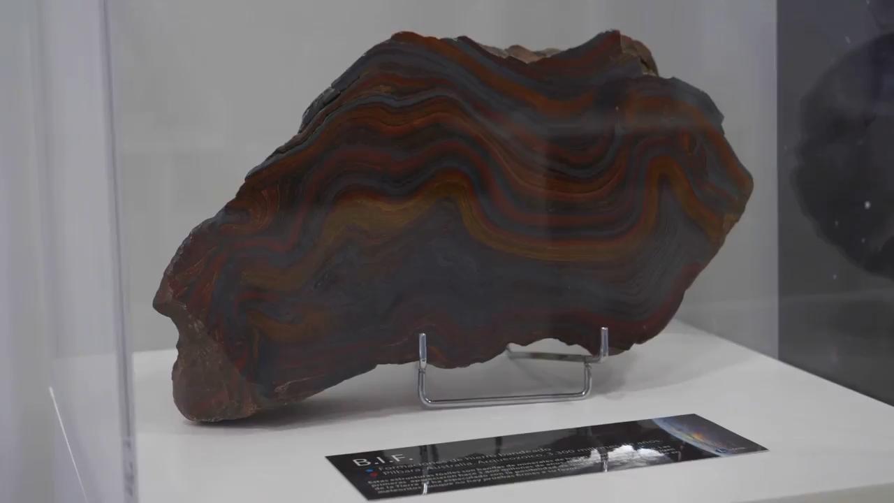 Giant, 3.75 billion-year-old space rock part of private meteor ...