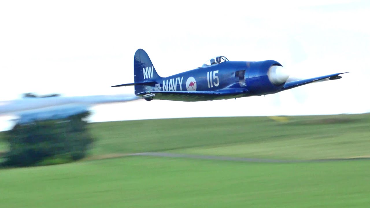 Schau dir diesen Sea Fury-Start mit voller Leistung an