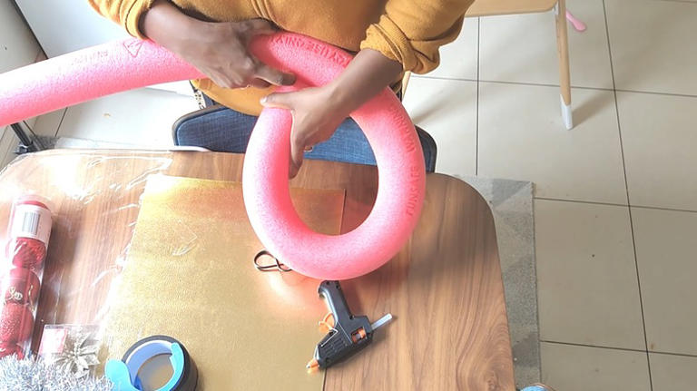 DIYer transforms pool noodles into high-end table decor on a Dollar ...