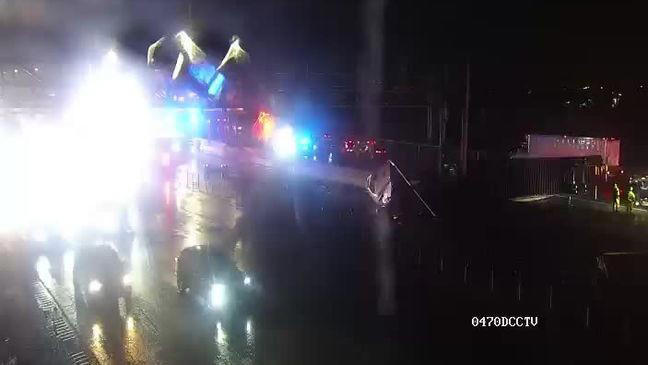 Semi-truck crashes over barrier, spills diesel fuel on I-95 in Boca Raton