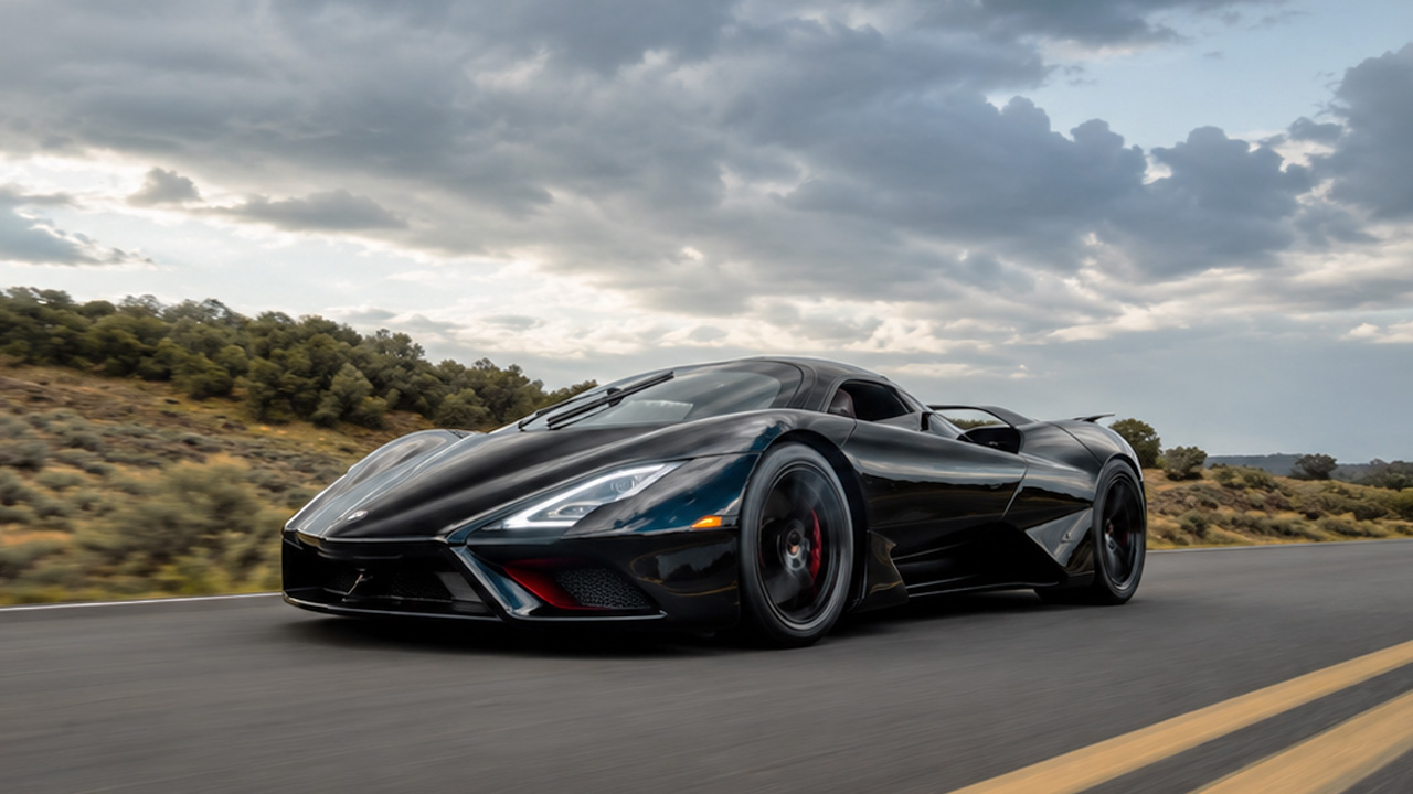 Can this Porsche really beat a Bugatti Veyron?