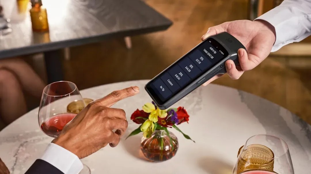 The "flat five": Why tipping a solid $5 regardless of the total is a ...