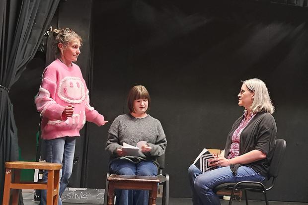 Soviet spy thriller Pack of Lies comes to Thame stage