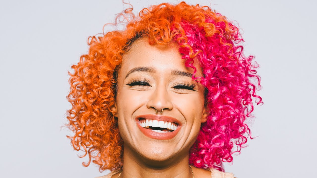 Dyeing my hair half and half blood orange half neon pink (throwback to ...