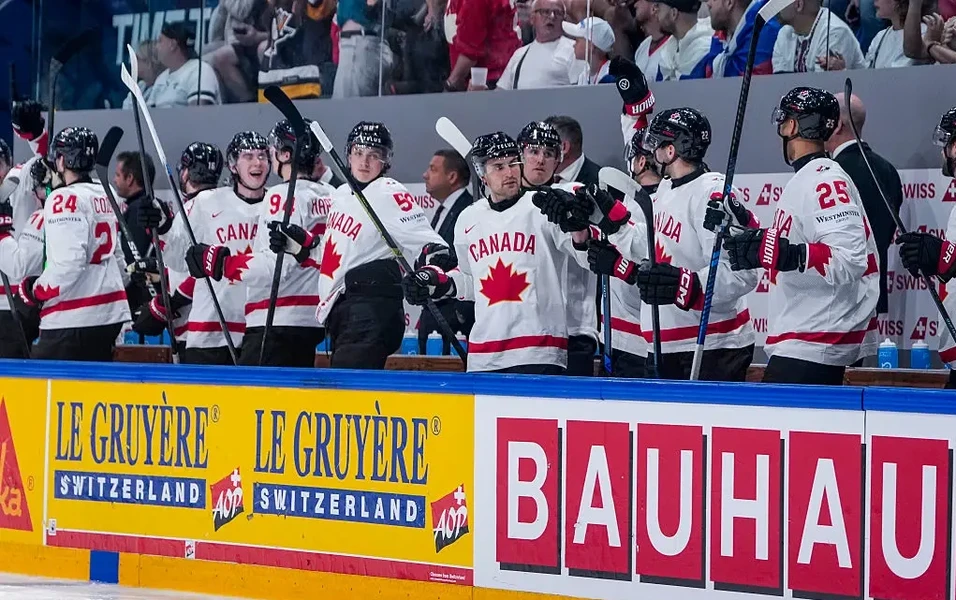 Canada, Finland stay perfect as playoff stakes rise