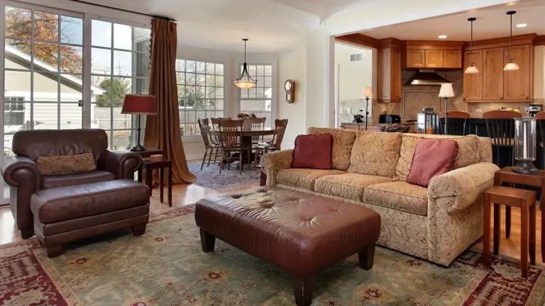 This Dallas influencer’s home reveals seven grandmacore design secrets ...