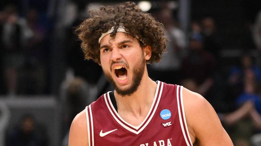 NBA draft scouting report: Santa Clara's Allen Graves