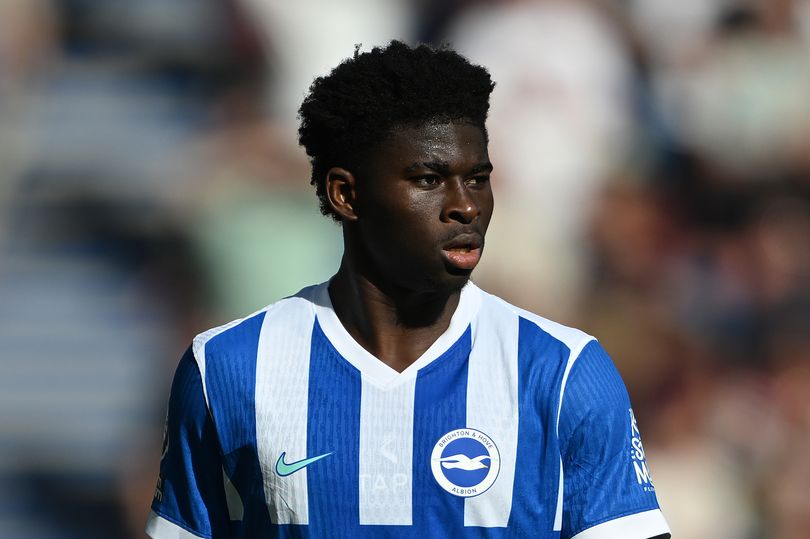 Patrick Dorgu's two-word reply when asked about Manchester United ...