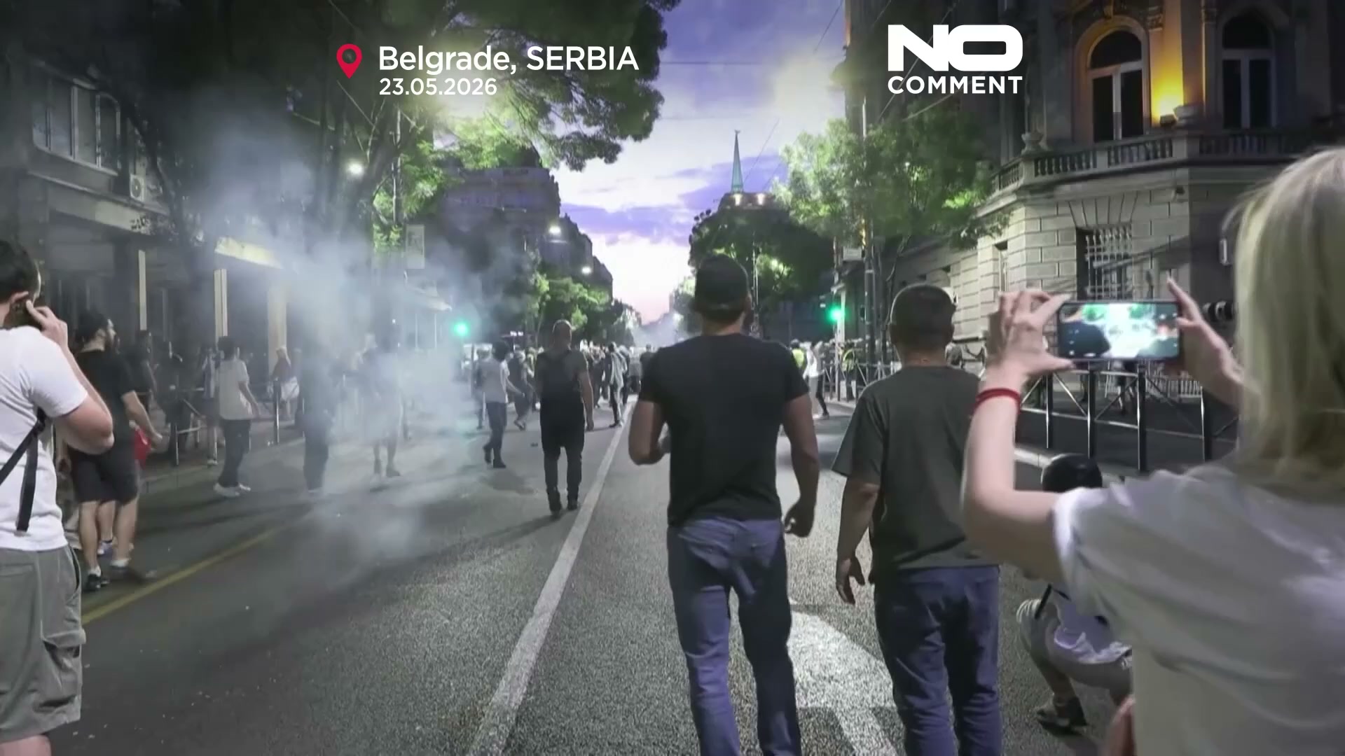 Violent clashes break out after mass protest in Belgrade