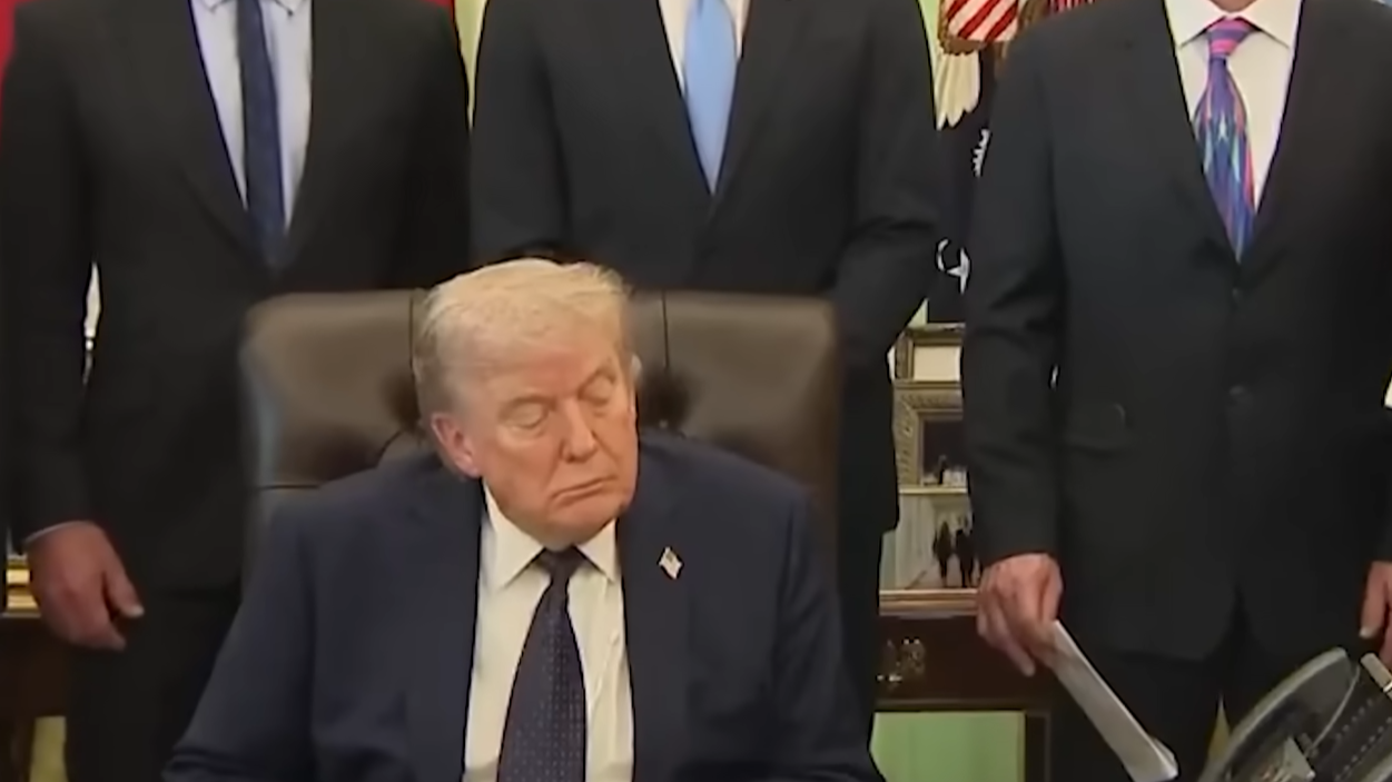 Rubio caught on camera mocking Trump during brutal negotiation collapse