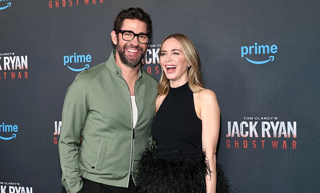 John Krasinski and Emily Blunt light up the black carpet at the ...