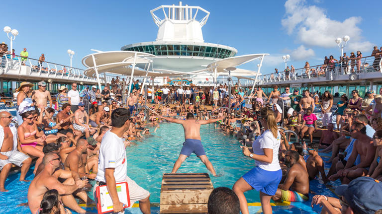 The relaxing poolside activity that can quickly make you sick while on ...