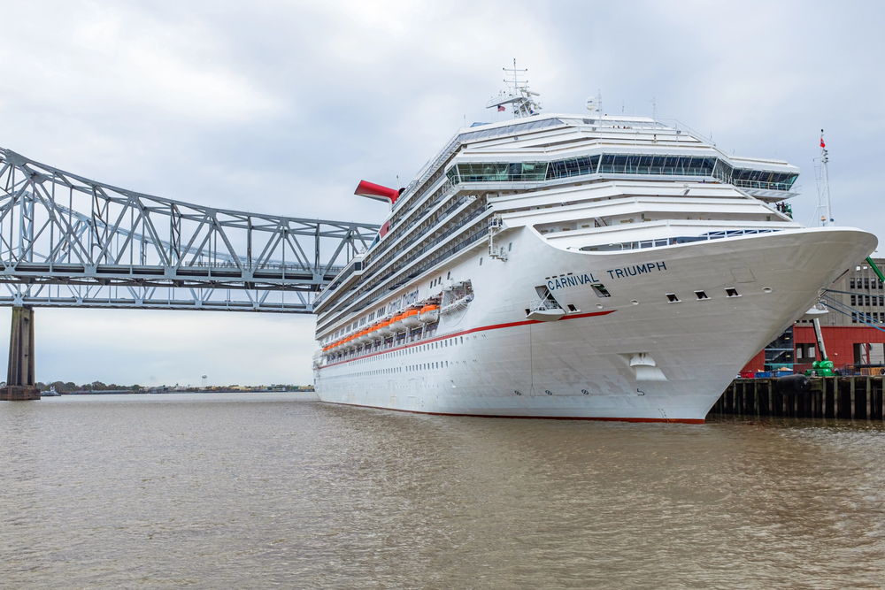 16 reasons a small ship beats a mega ship