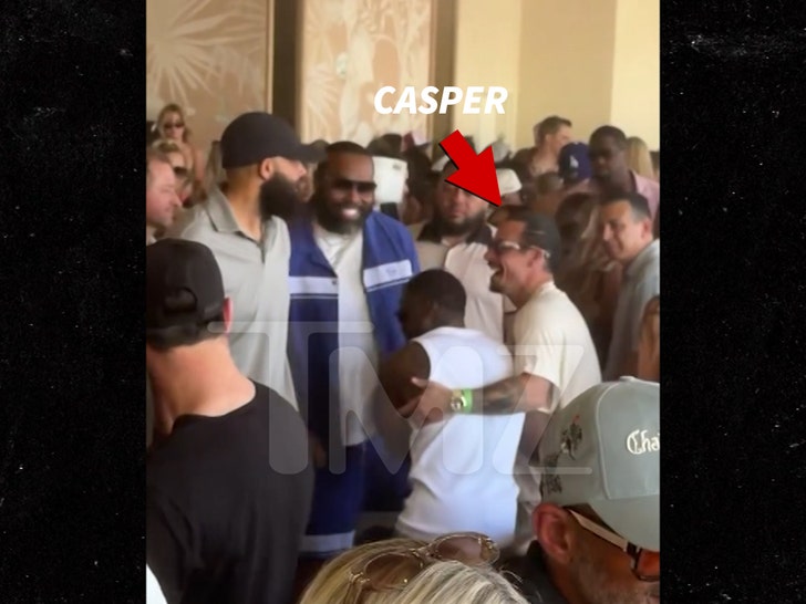 Kevin Hart parties in Las Vegas with wife Eniko