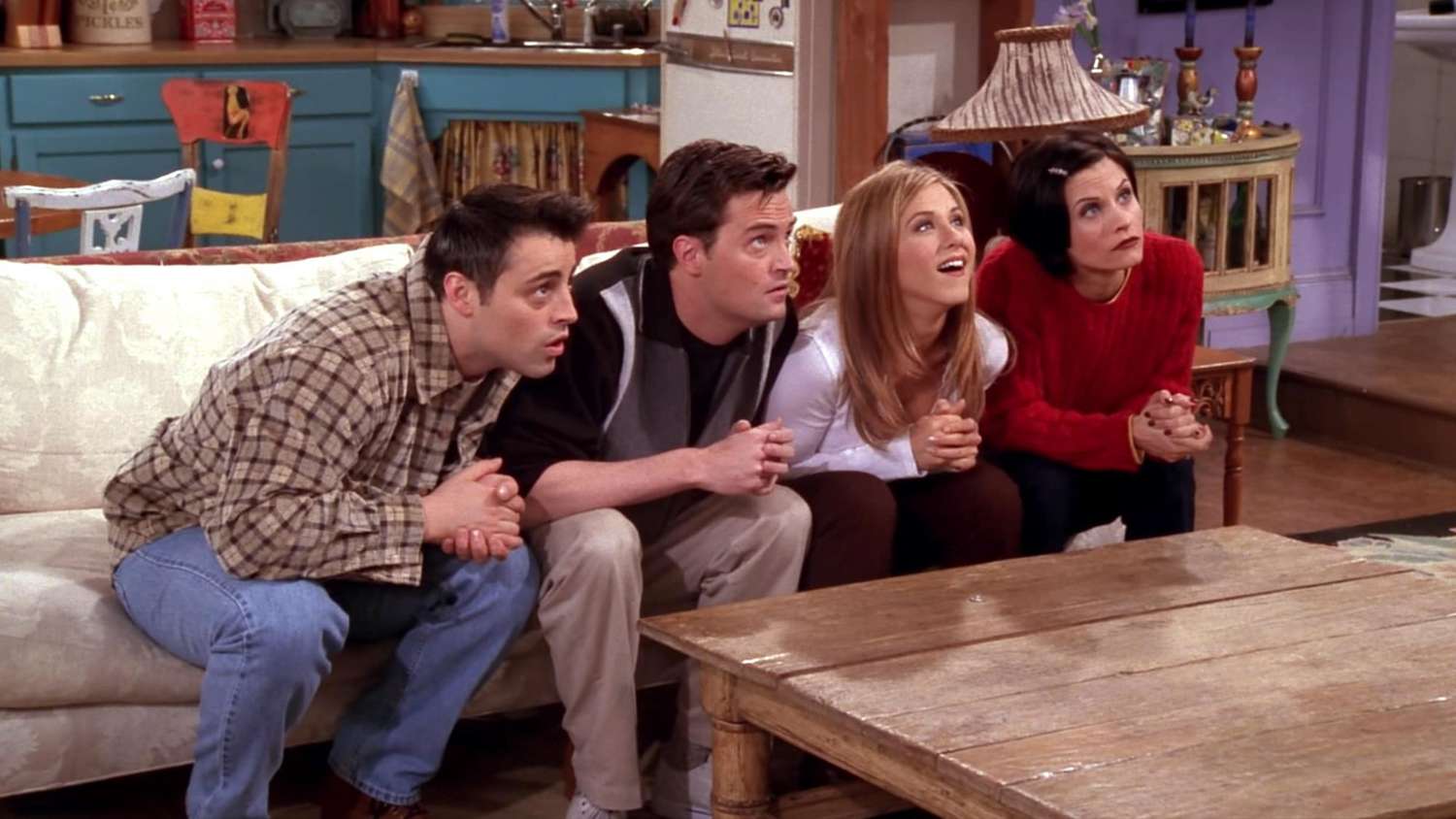 10 iconic sitcoms from 90s and 2000s that are still watched today